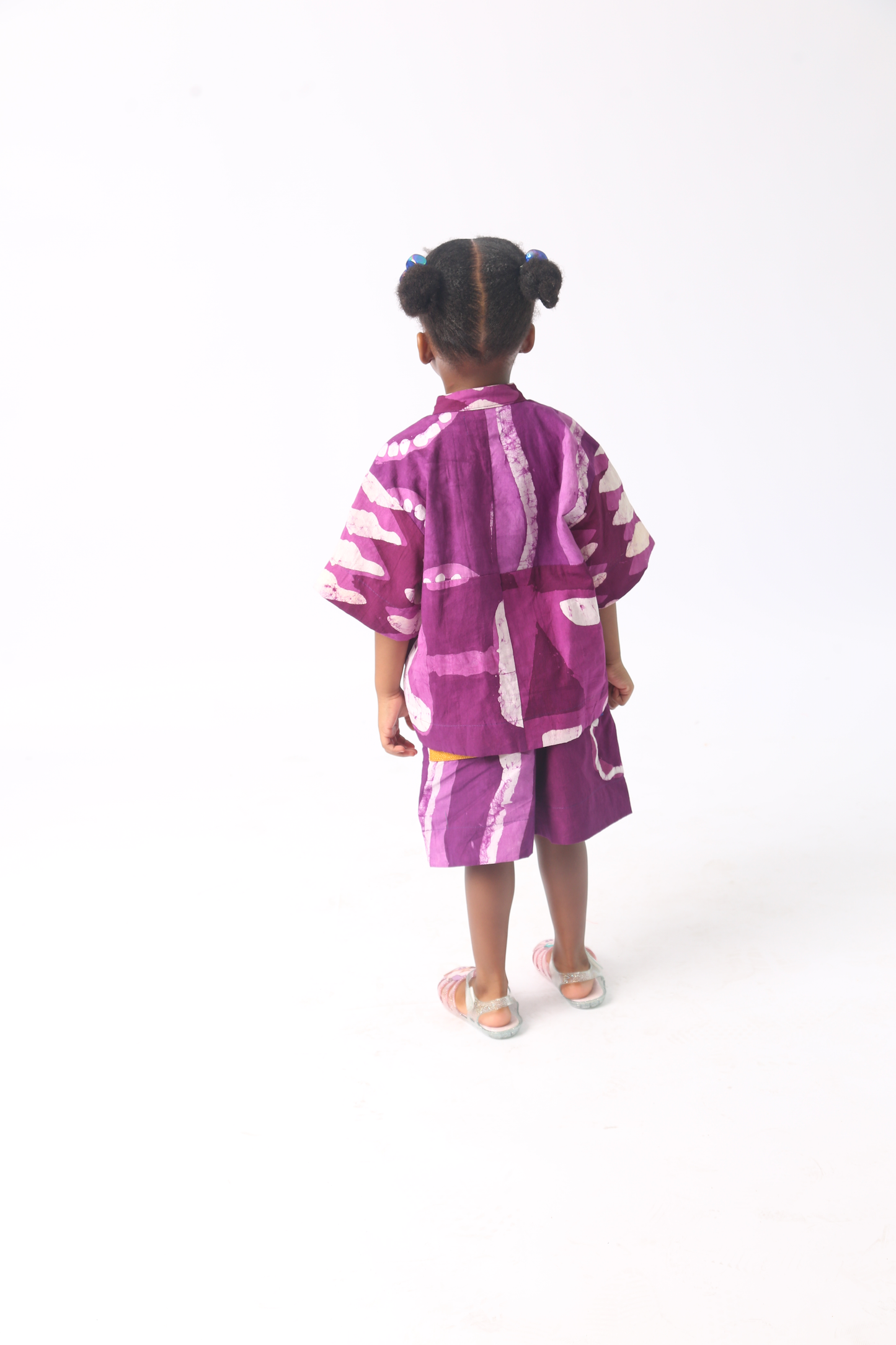 KIDS WHITE AND MAGENTA MULTIPRINT SHORTS – Dye Lab UK